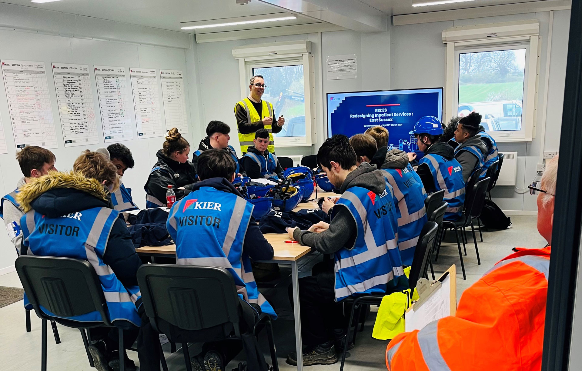 Students Visit Kier Construction Site | East Sussex College